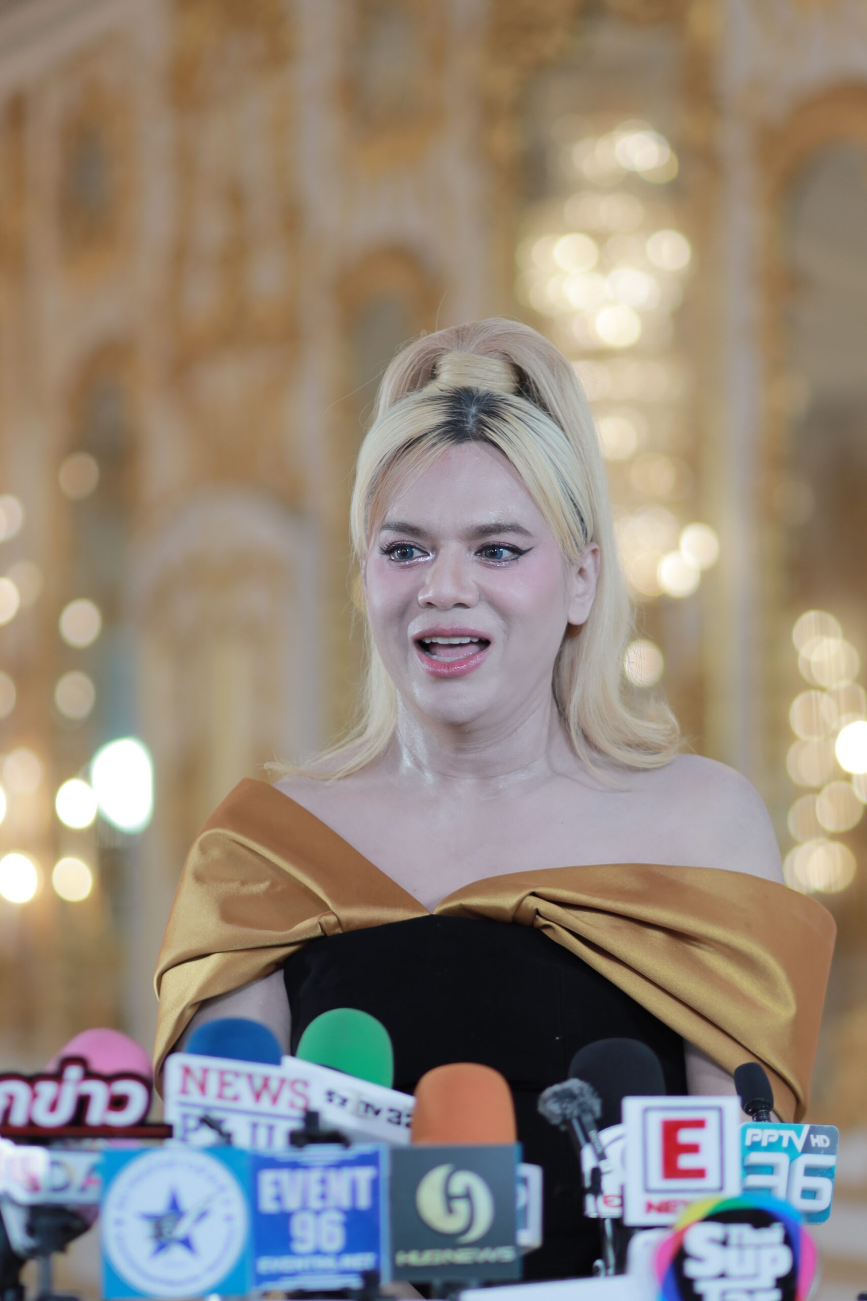 “เอ ศุภชัย” จูงมือ “ปู ไปรยา”เปิดตัว “A SECRET MULTI COLLAGEN JELLY N+” คอลลาเจนเพื่อฟื้นฟูความ ...